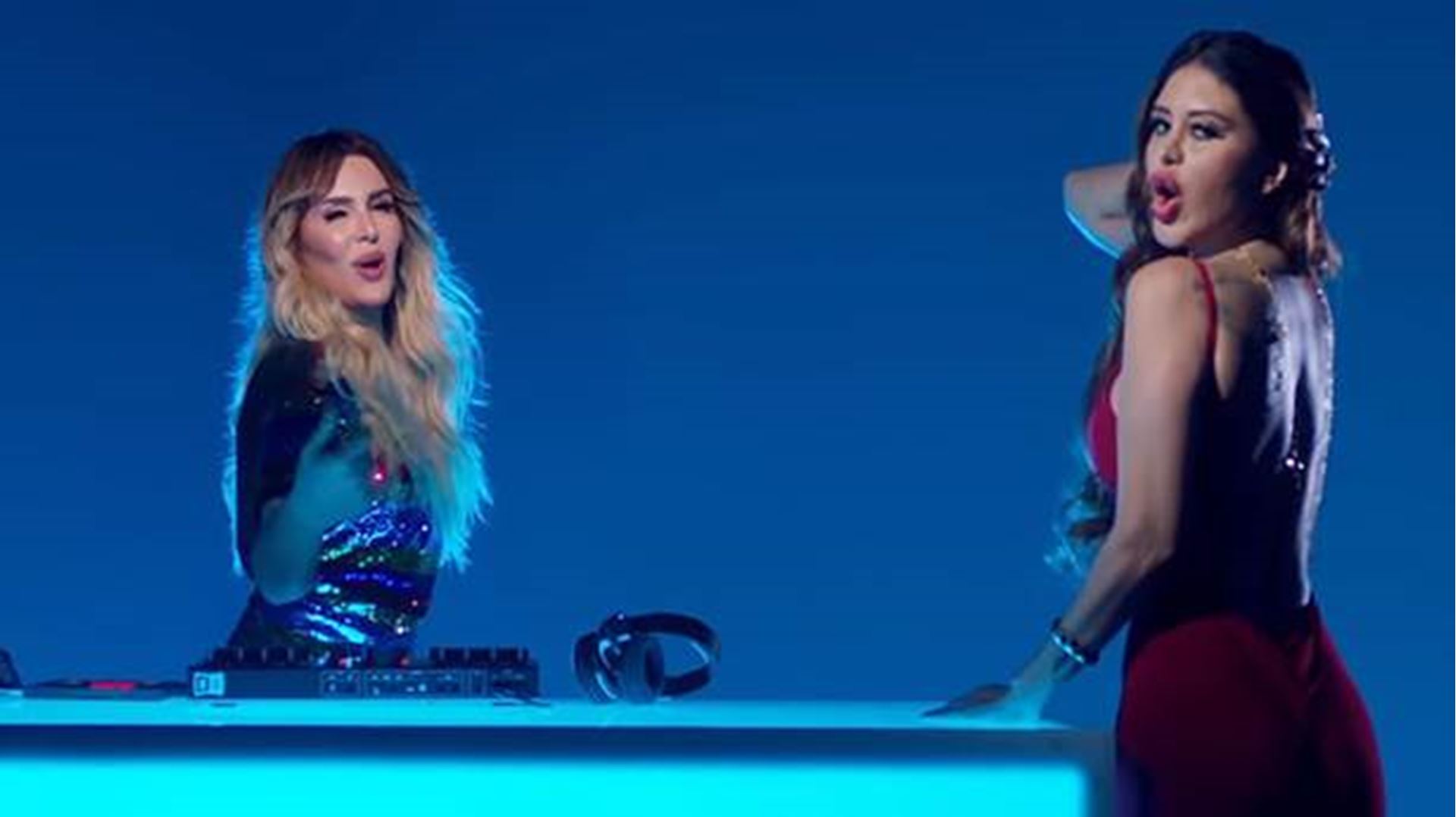 Ebru Polat ve Selin Ciğerci'nin arası bozuldu! Ebru Polat'tan Ciğerci ...