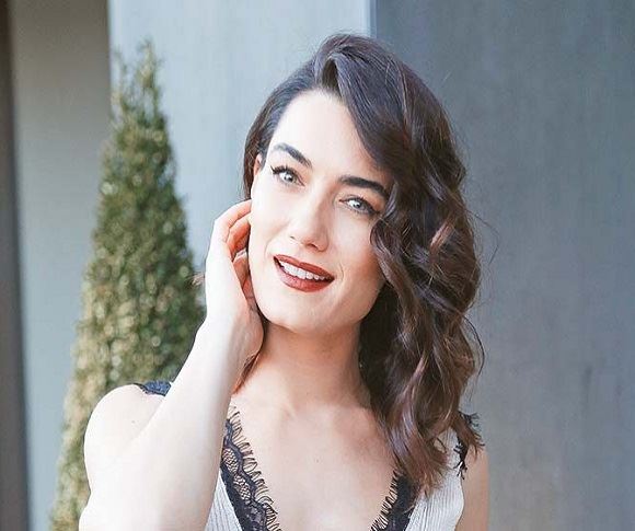 HANDE SUBAŞI’DAN ÇARPICI BİR RÖPORTAJ!