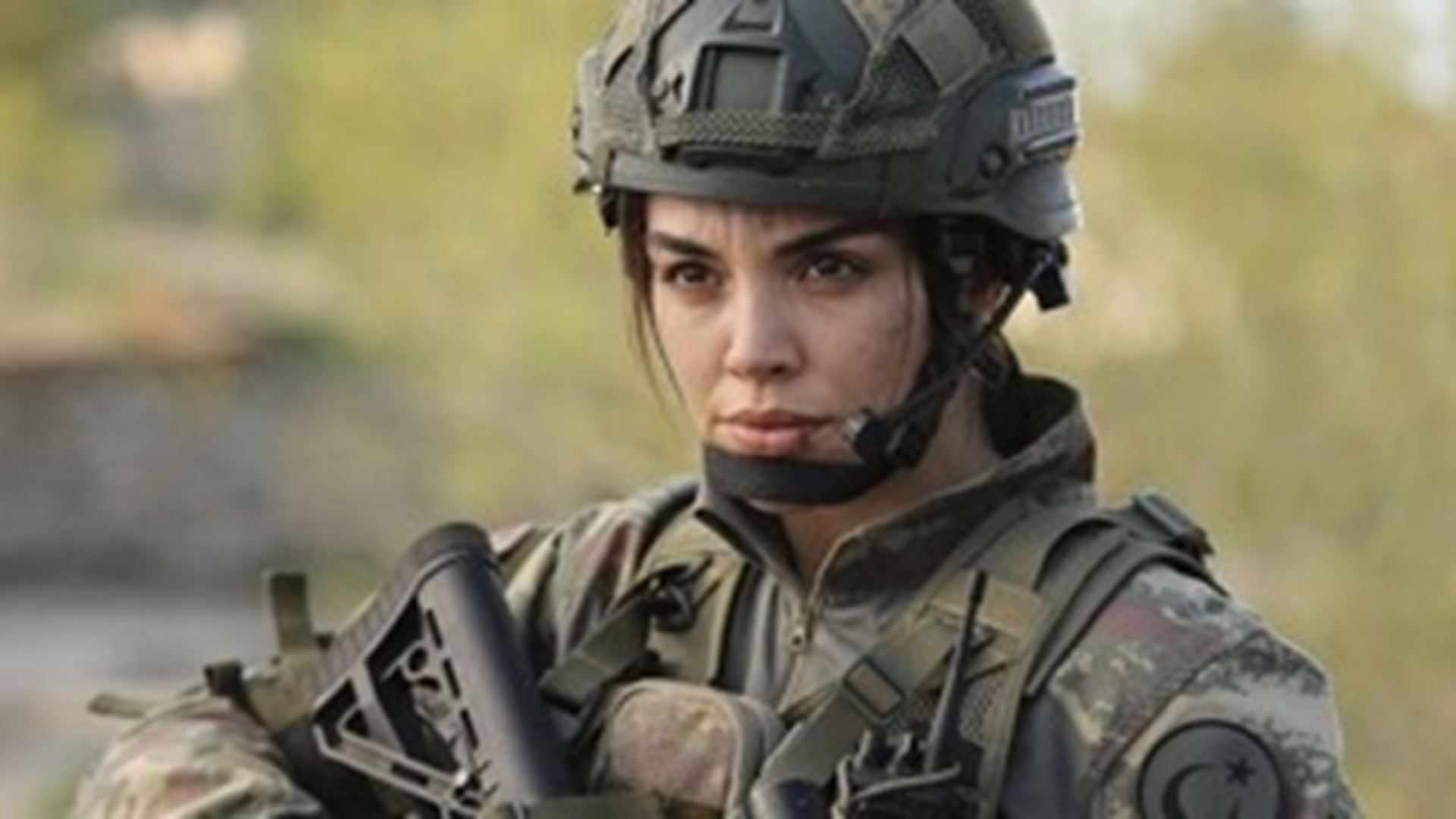 Savaşçı'nın Çiğdem Ülgen'i Gaye Turgut Evin kızını paylaştı!