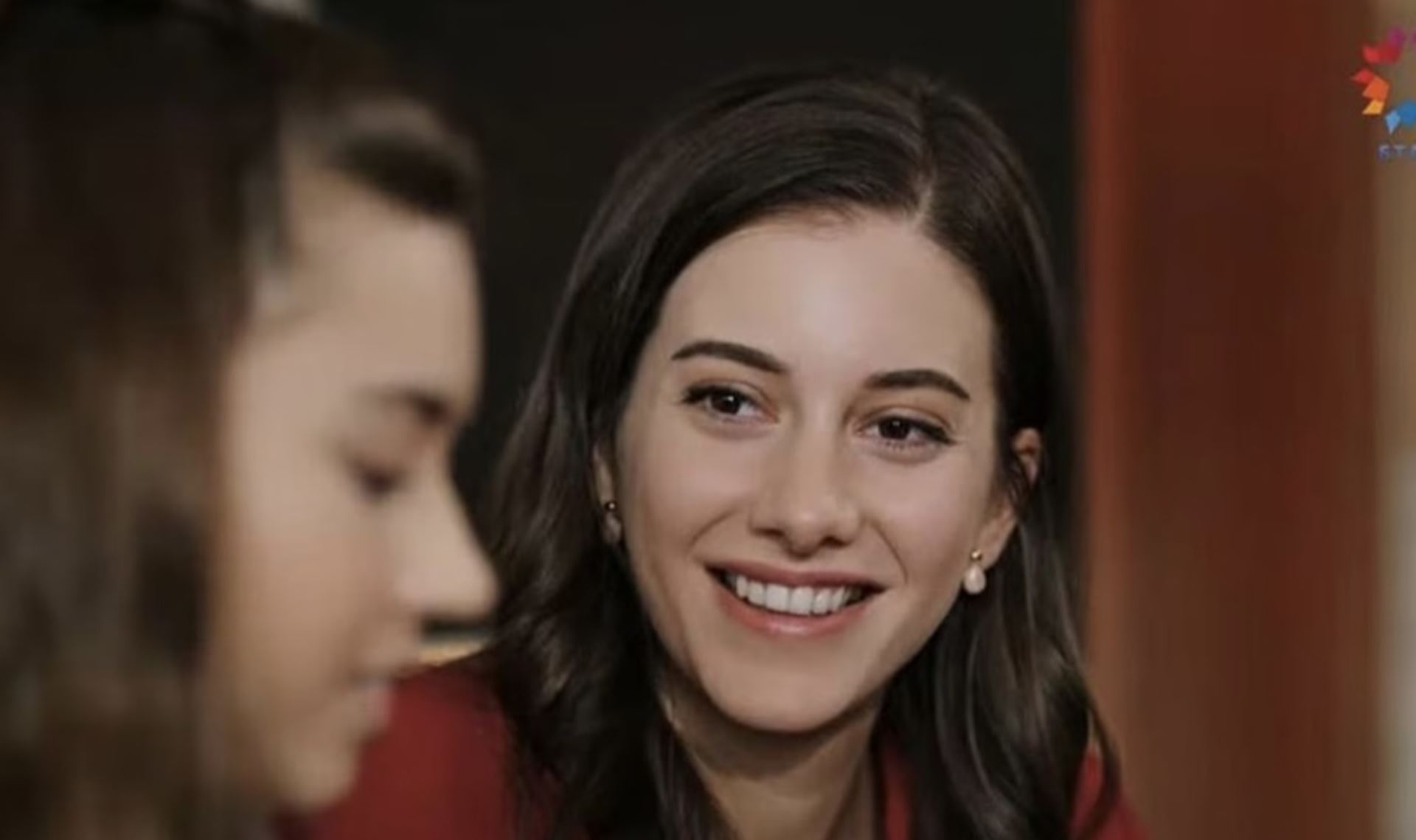 Yalı Çapkını'nın Suna'sı Beril Pozam'ın sevgilisi Masumlar Apartmanı ...